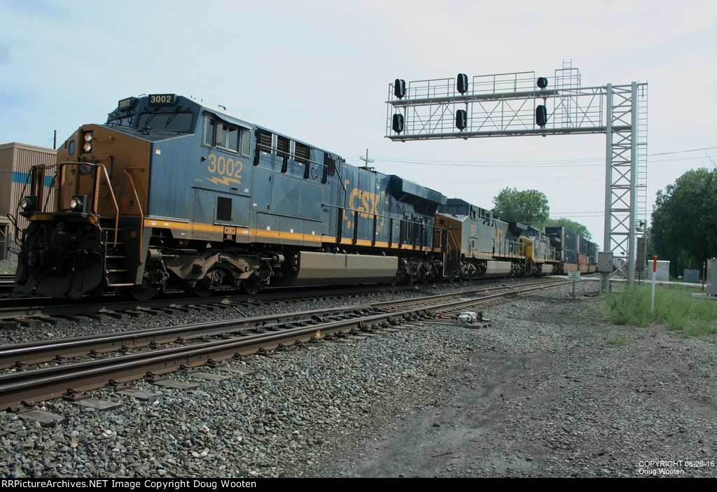 CSXT Q008